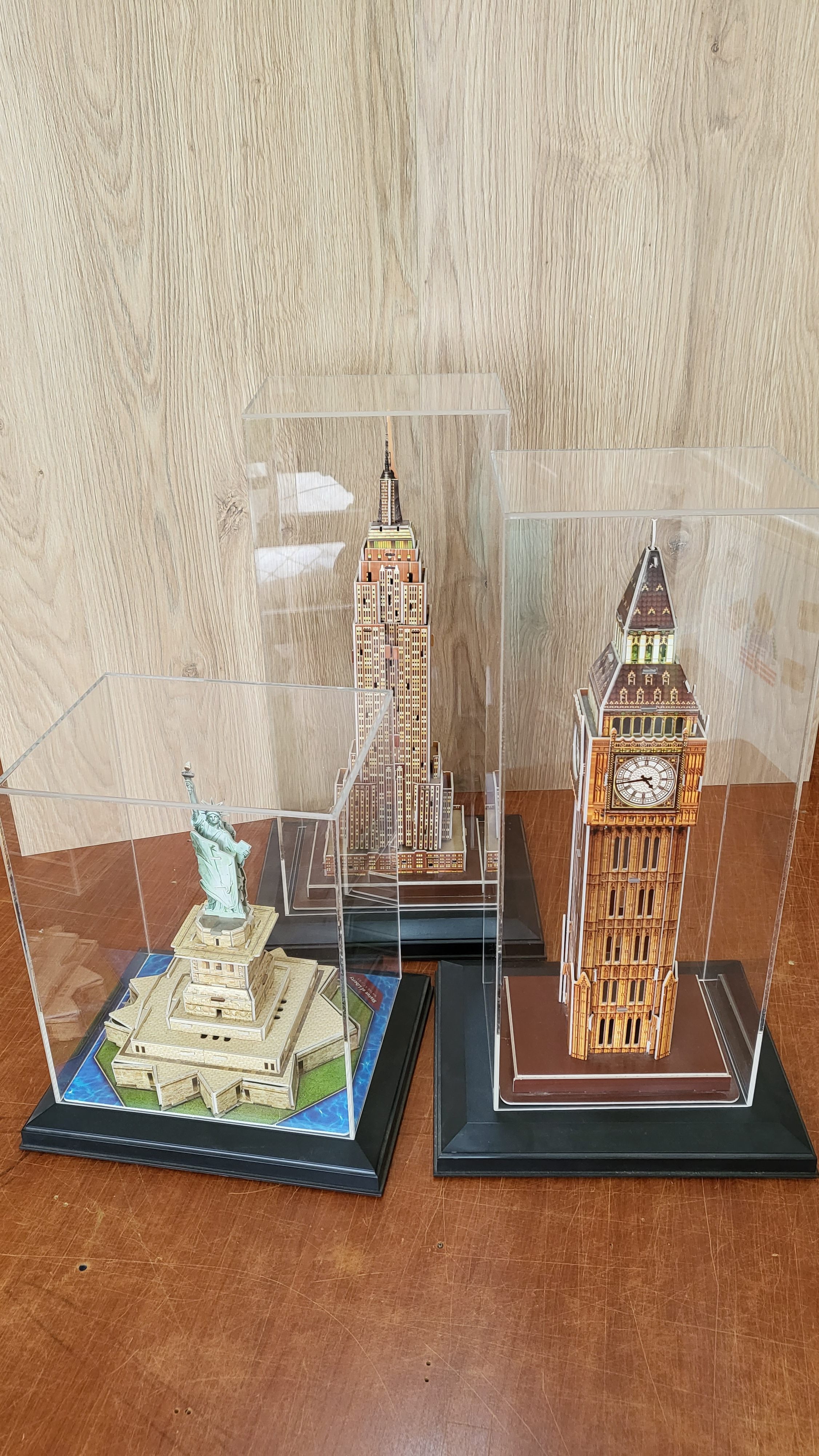 Plexiglass - Πλέξιγκλας Δημήτρης Πετρόπουλος Κατασκευές Ακρυλικές